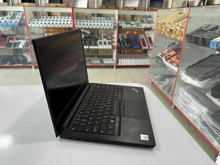 Lenovo thinkpad core i5 10 avlod matoviy korpus