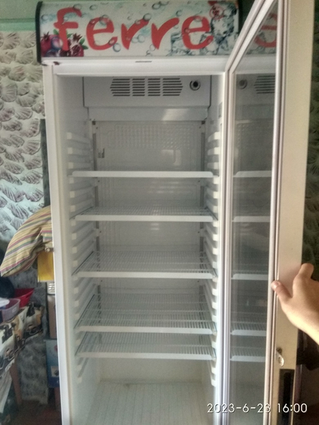 Ferre ветринный холодильник 478L