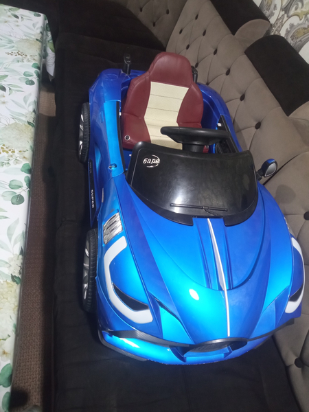 Детская электромашина BUGATTI