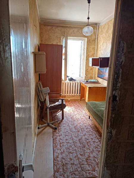 Срочно продам квартиру в центре массив Жангох Ц-15 Себзар цена снижена