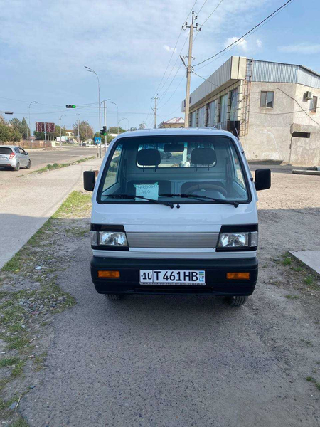 Labo sotiladi salondan chqqan yangi