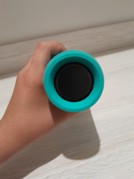 Колонка JBL качество 100%хорошое