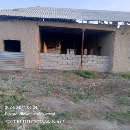 Uchastka, hovli, uy 12 sotix