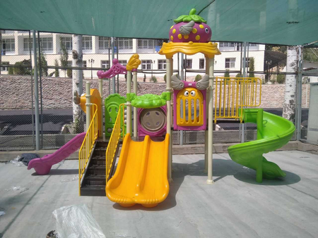 Детские игровые комплексы, площадки, горки, качели. Болалар майдонча