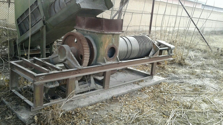 Узумни кайта ишлаш линияси 1 соатда 20 тонна кайта ишлай олади.комплек