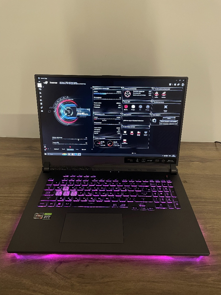 Asus Rog Strix G713RM