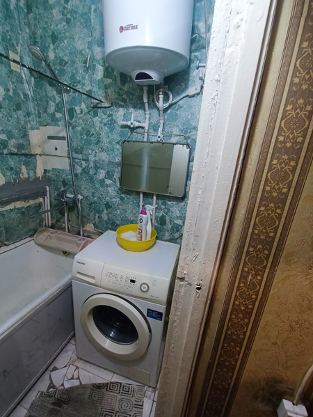 2 х ком Спутник 6. Для семьи без детей или двух студенток с обстановко