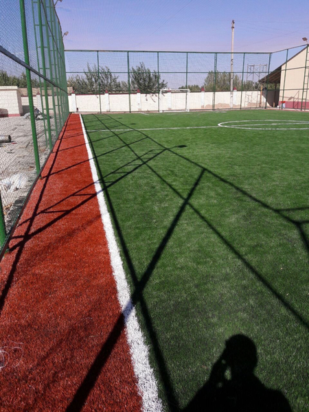 Stadion miniy polya quramiza barcha mahsulotlari ham bor