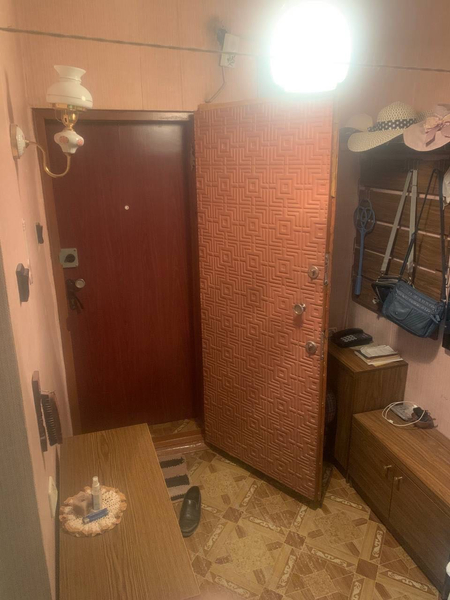 Продается Лисунова 1 возле метро 3/4/4 кирпич (143353)