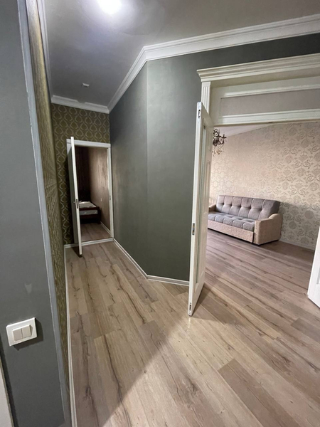 Продается 3х комнатная квартира,Юнусабад,новостройка замок счастья,70м