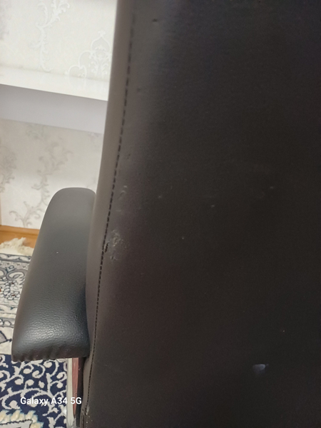 Kompyuter stol kresli