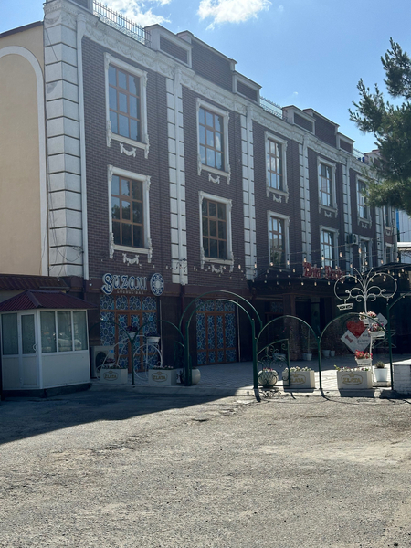 Аренда 3-х этажного здания в центре Самарканда