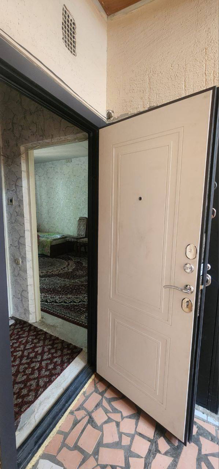 Продаётся Квартира Юнусабад 6кв 1/1/4