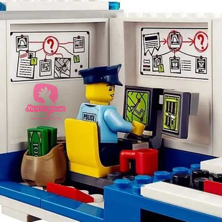 Конструктор LEGO City 60139 Мобильный командный центр