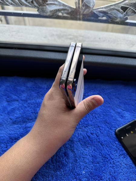 Samsung Galaxy zflip 4 5G ideal