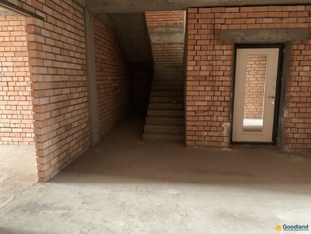 Продается 4/9/9 квартира в Чиланзарском р-не 5 квартал! (J 979)