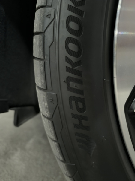 245/45/20 Hankook