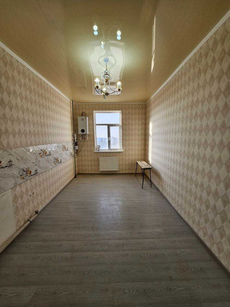 3 xonali 86m² 4-qavat sotiladi.