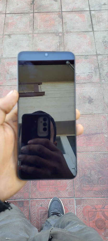 Redmi 13C sotiladi holati ideal