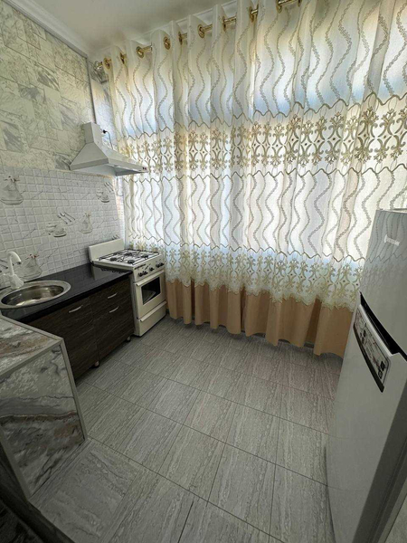 1 xonali 4qavat 40m2. 5 qavatli panelni dom
Manzil :5Mkr raxmatillo