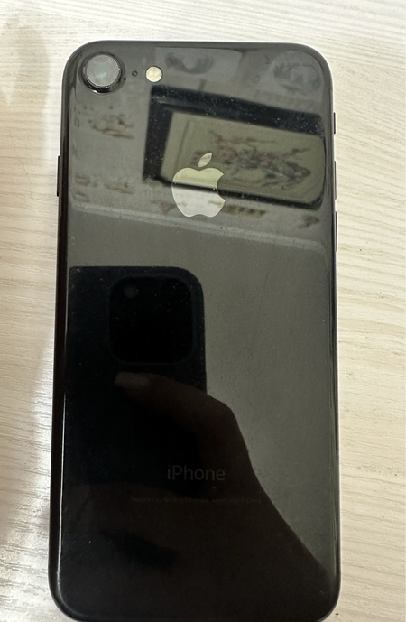 iPhone 7 black 128Gb