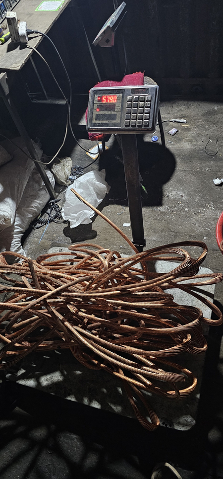 Metallom mis olamiz. Metalom Metallalom Har hil Metal stal va boshqala