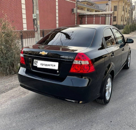 Nexia 3 Avtamat srochna Sotiladi