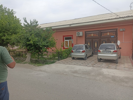 Эски шахар авто школадан ичкарига ховли сотилади.