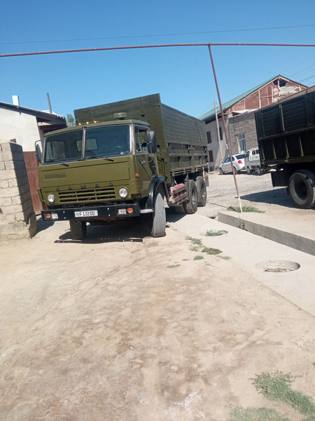 Kamaz pritsep sotiladi
