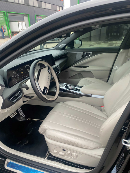 KIA K8 А/Т 2023 год