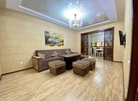 Айбек • 3-комн • 100 м² • этаж 1/4 • [КР:11201]