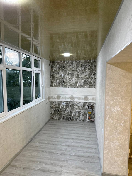 Продается 3х комнатная квартира в центре Кибрая
