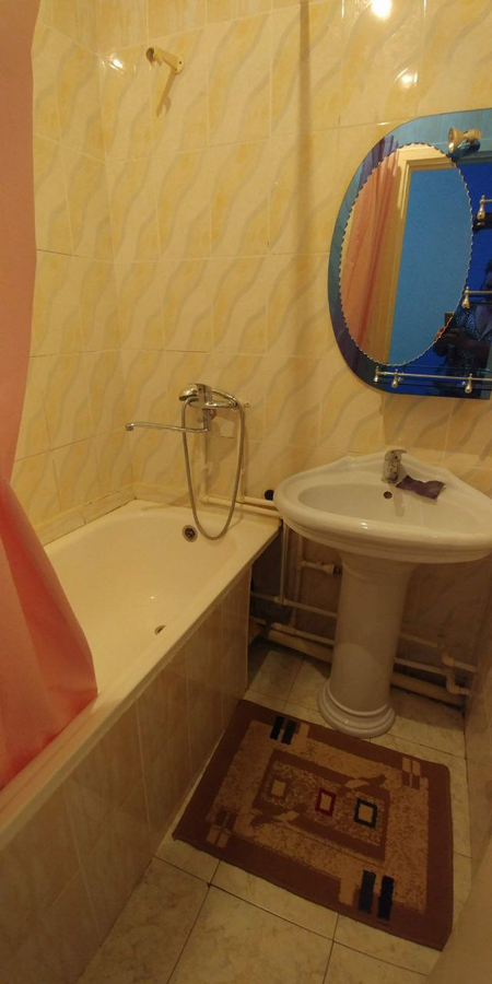 Сдается двухкомнатная квартира.
