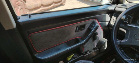 Продаётся Audi 80. Бензин 3.500 $