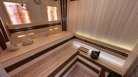 Новая Хай-тек дача Hilton в Чарваке