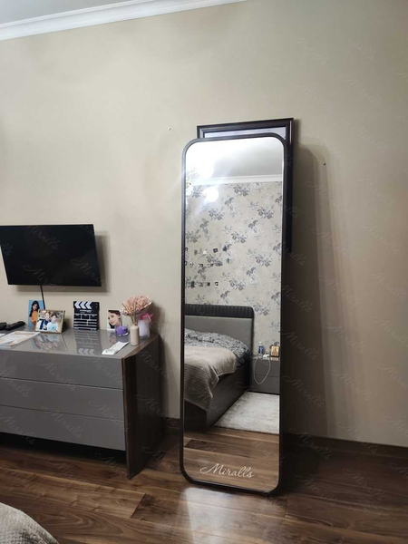 Напольное зеркало Look