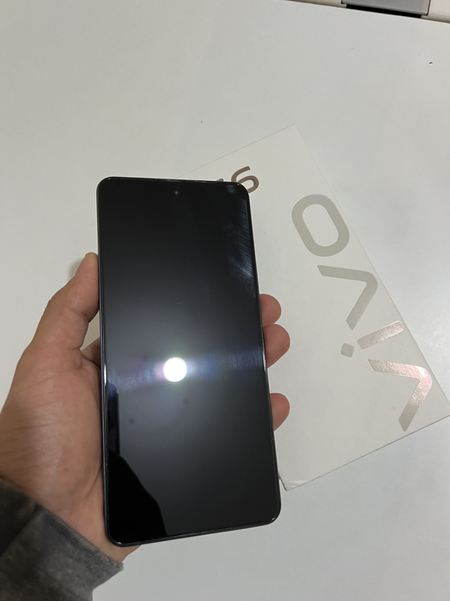 Vivo 36 8+8/256gb snapdragon