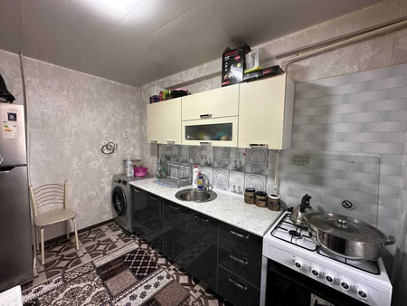 Продаётся квартира 4 комнатная на улице Бабура. 159219