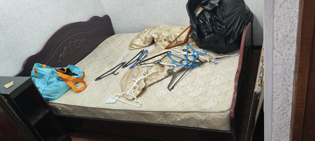 Продается  ортопедический матрас на пружинах с кроватью