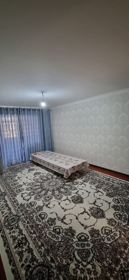 Uy srochna sotiladi 3 honalik rimonti yangi bektemirda