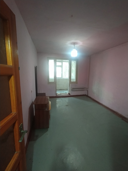 Срочно продается 2 комнатная квартира