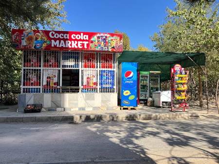 Magazin sotiladi 
Dom bitadan kiraverishda jasorat 2 uy oldida
91 253