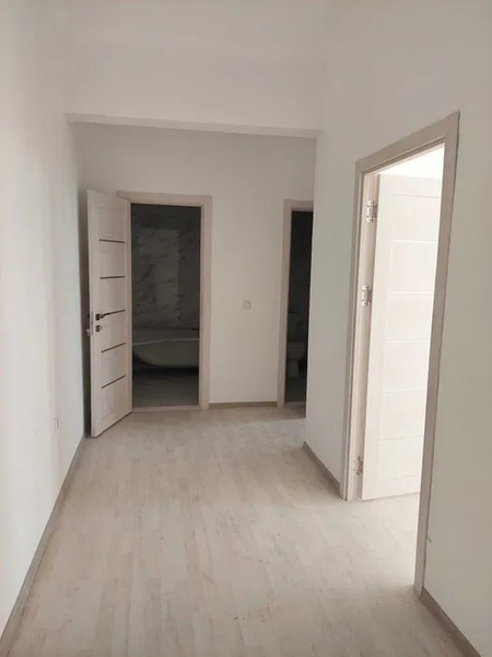 Сергели,5 я станция,продается квартира.