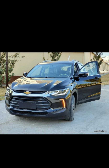 Tracker 4 qora  2024