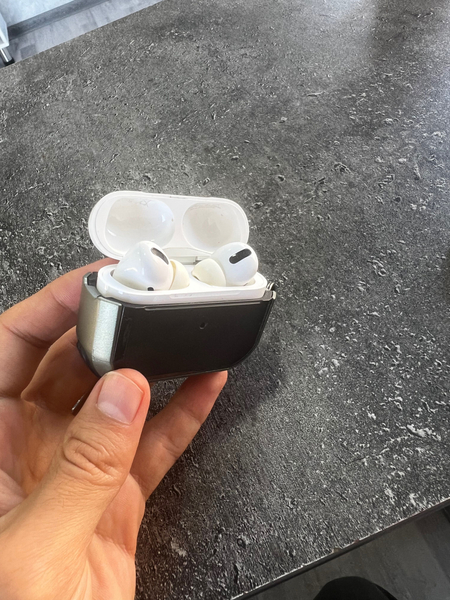 AirPods Pro 2 наушники состояние как новые