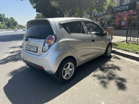Chevtolet Spark 1,2 (2010г) 71000км