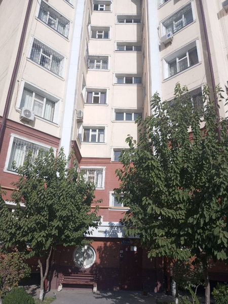 Arenda kvartira Sergeli moshina bozorni yonida