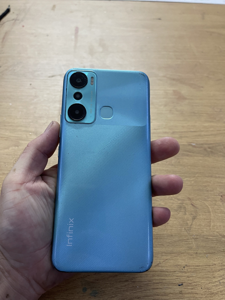 Infinix HoT 20 i 128gb