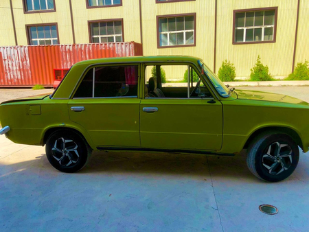 Yili 1978 xolati alo faqat naxtga sotiladi