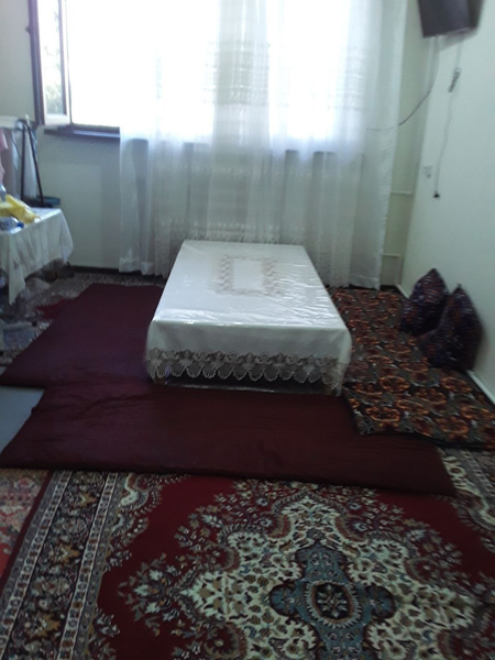 Uy sotiladi 3 xonali 83kv